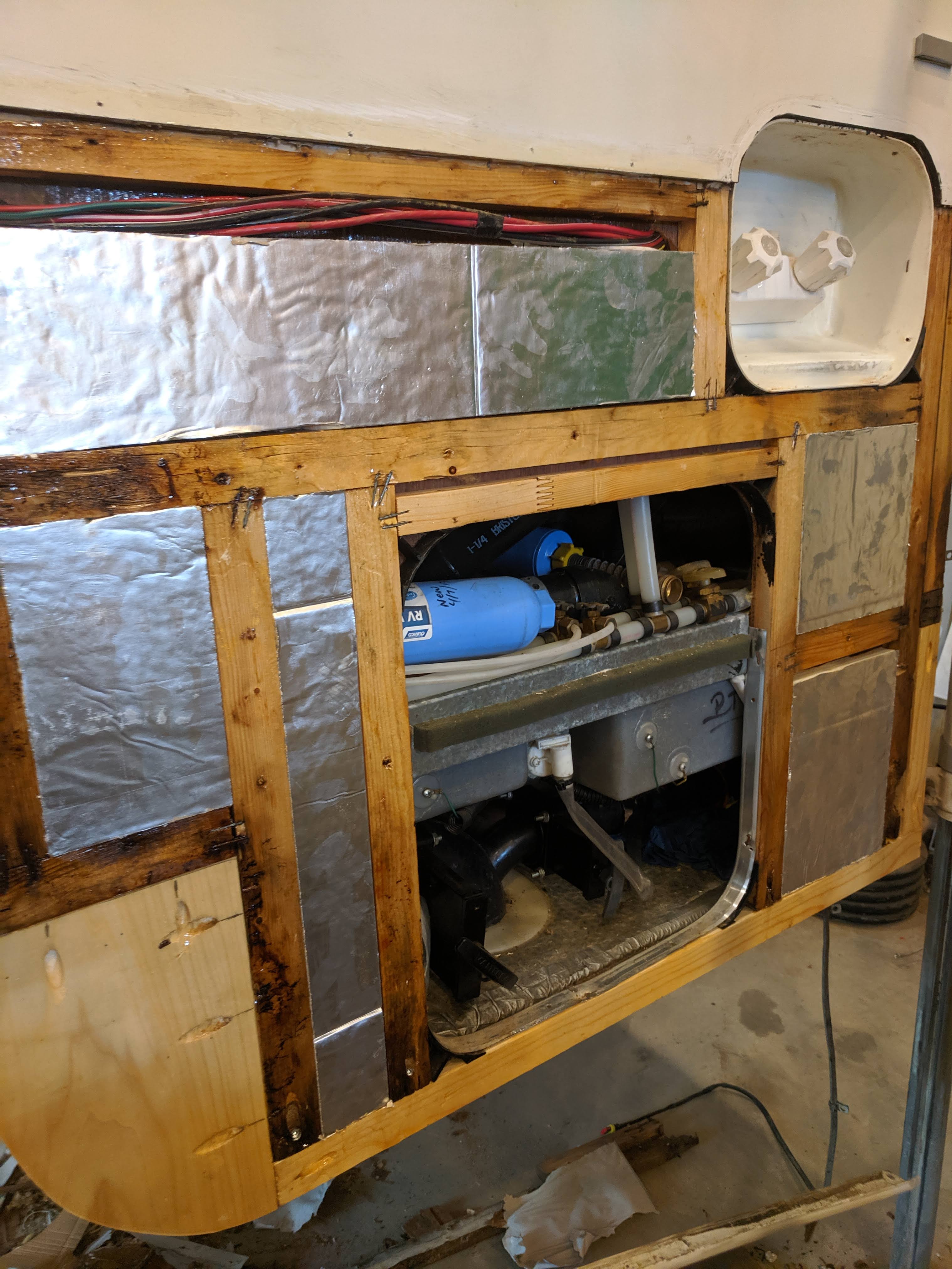 Tackling Water Damage & Wood Rot – Working on Exploring